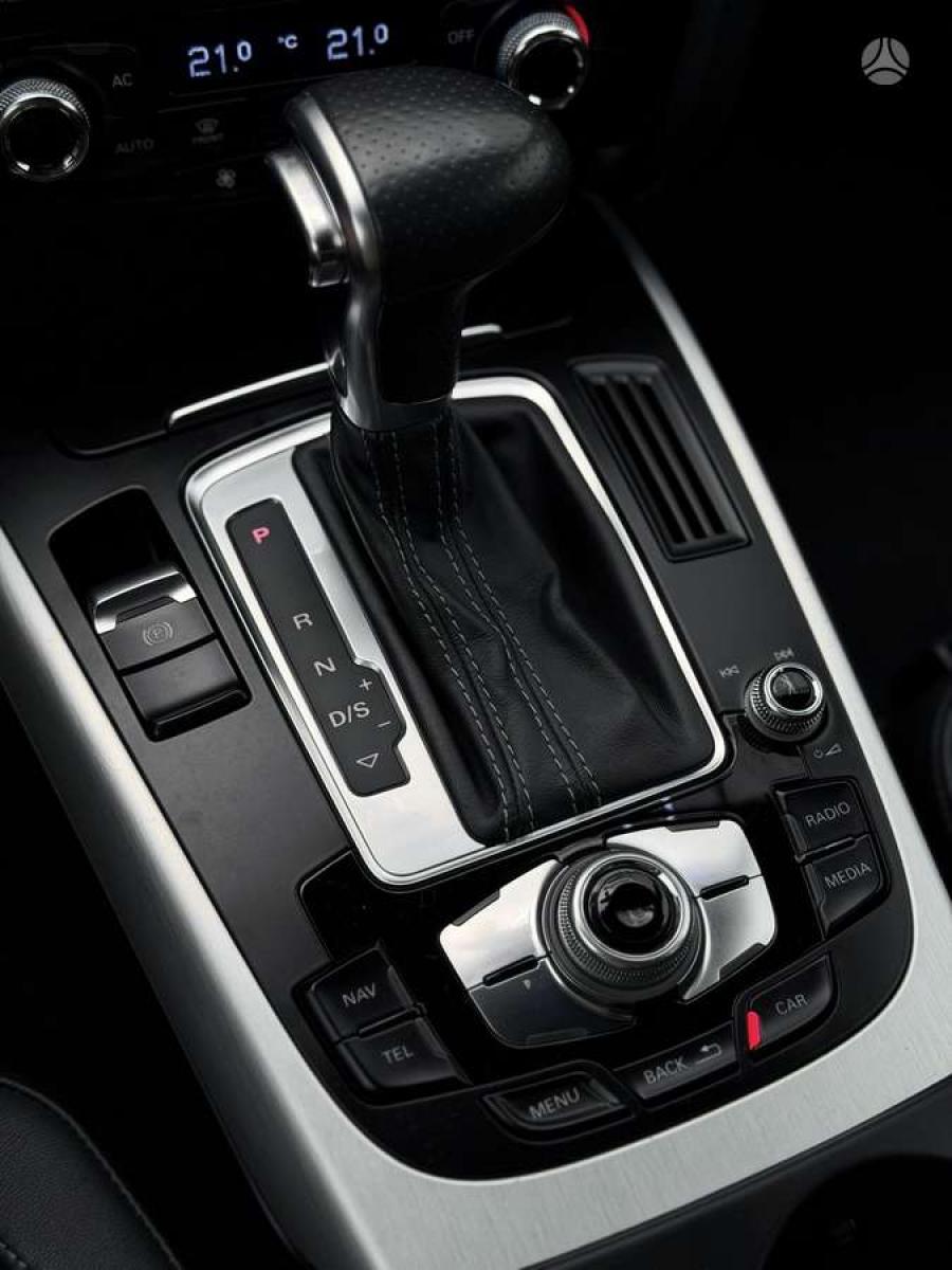 Grey Audi A4 2012 in Vilnius, with an engine capacity of 1.80 L and mileage of 198 thousand km for 8250 €, photo 23 on AUTOMOTO.COM.LV