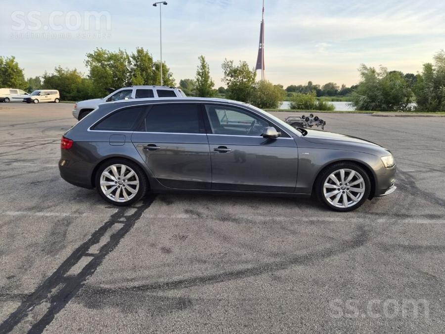 Grey Audi A4 2012 in Riga, with an engine capacity of 2.00 L and mileage of 223 thousand km for 6980 €, photo 3 on AUTOMOTO.COM.LV