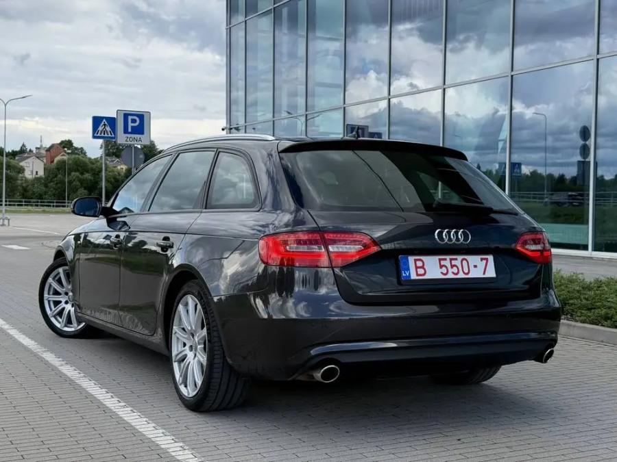 Pelēks Audi A4 2012 Rēzekne, ar dzinēja tilpumu 3.00 L un nobraukumu 334 tūkst. km par 8990 €, foto 6 vietnē AUTOMOTO.COM.LV