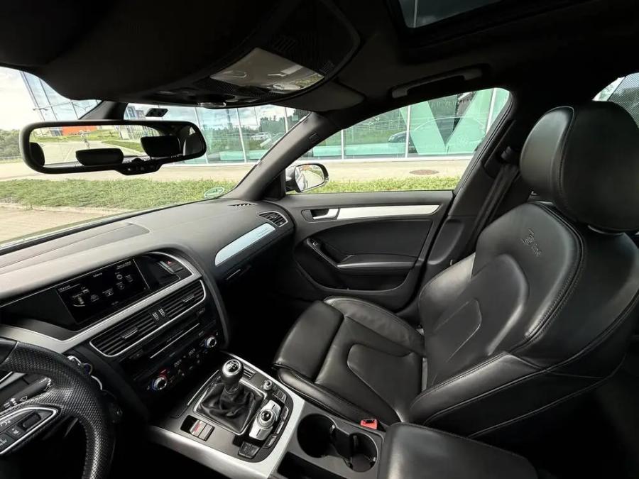 Pelēks Audi A4 2012 Rēzekne, ar dzinēja tilpumu 3.00 L un nobraukumu 334 tūkst. km par 8990 €, foto 18 vietnē AUTOMOTO.COM.LV