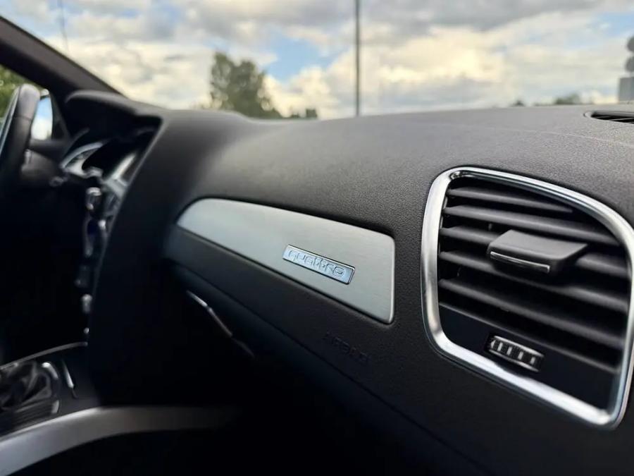 Pelēks Audi A4 2012 Rēzekne, ar dzinēja tilpumu 3.00 L un nobraukumu 334 tūkst. km par 8990 €, foto 24 vietnē AUTOMOTO.COM.LV