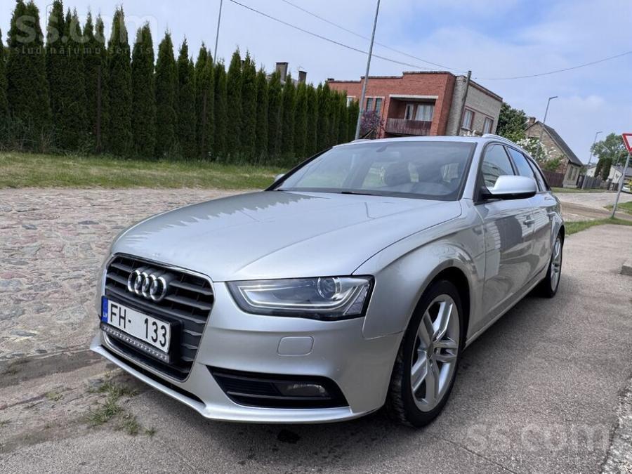 Grey Audi A4 2012 in Riga, with an engine capacity of 2.00 L and mileage of 350 thousand km for 6299 €, photo 2 on AUTOMOTO.COM.LV
