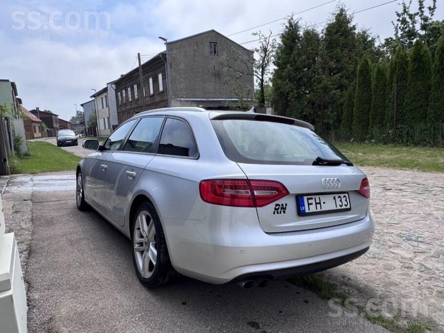 Grey Audi A4 2012 in Riga, with an engine capacity of 2.00 L and mileage of 350 thousand km for 6299 €, photo 9 on AUTOMOTO.COM.LV