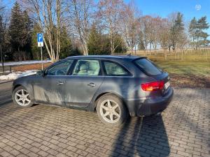 Pelēks Audi A4 2012 Biržai, ar dzinēja tilpumu 2.97 L un nobraukumu 405 tūkst. km par 5000 €, foto 5 vietnē AUTOMOTO.COM.LV