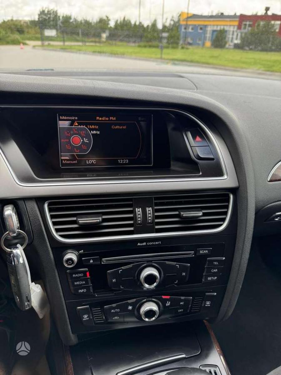 Pelēks Audi A4 2012 Telšiai, ar dzinēja tilpumu 1.97 L un nobraukumu 258 tūkst. km par 5999 €, foto 27 vietnē AUTOMOTO.COM.LV