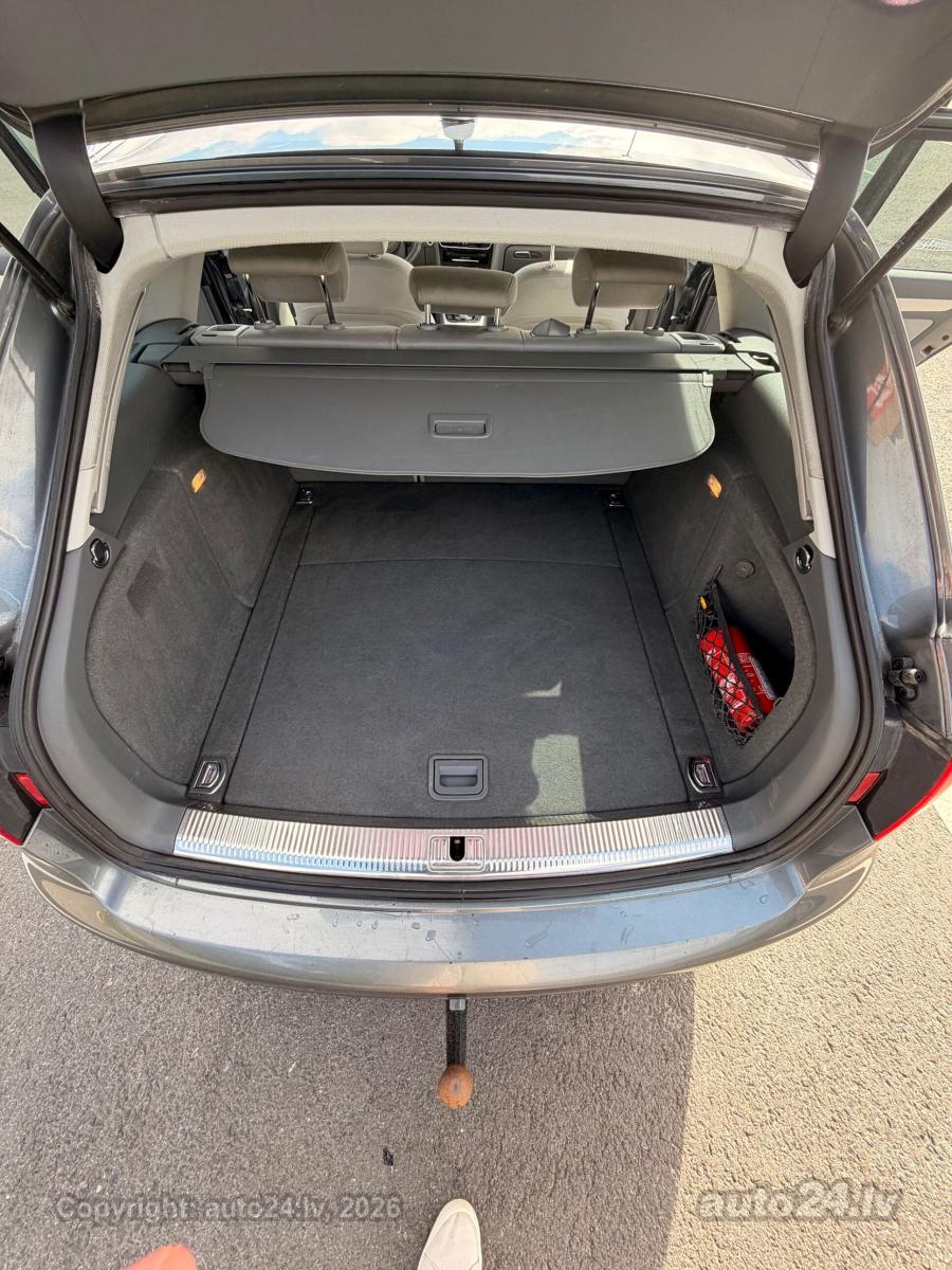 Grey Audi A4 2012 in Tallinn, with an engine capacity of 3.00 L and mileage of 366 thousand km for 6800 €, photo 11 on AUTOMOTO.COM.LV