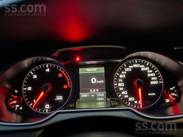 Pelēks Audi A4 2012 Rīga, ar dzinēja tilpumu 2.00 L un nobraukumu 344 tūkst. km par 8000 €, foto 4 vietnē AUTOMOTO.COM.LV