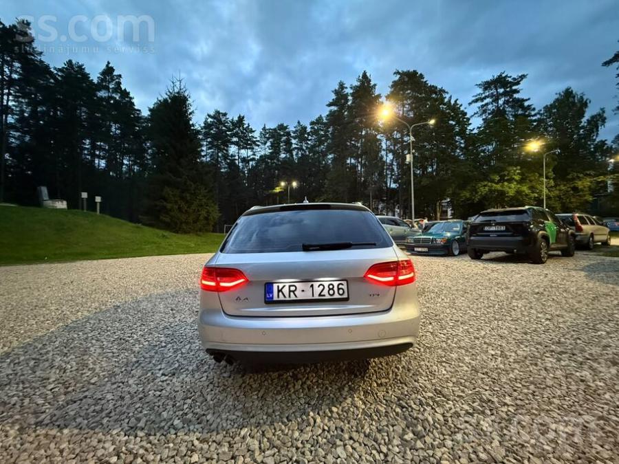 Pelēks Audi A4 2012 Rīga, ar dzinēja tilpumu 2.00 L un nobraukumu 344 tūkst. km par 8000 €, foto 8 vietnē AUTOMOTO.COM.LV