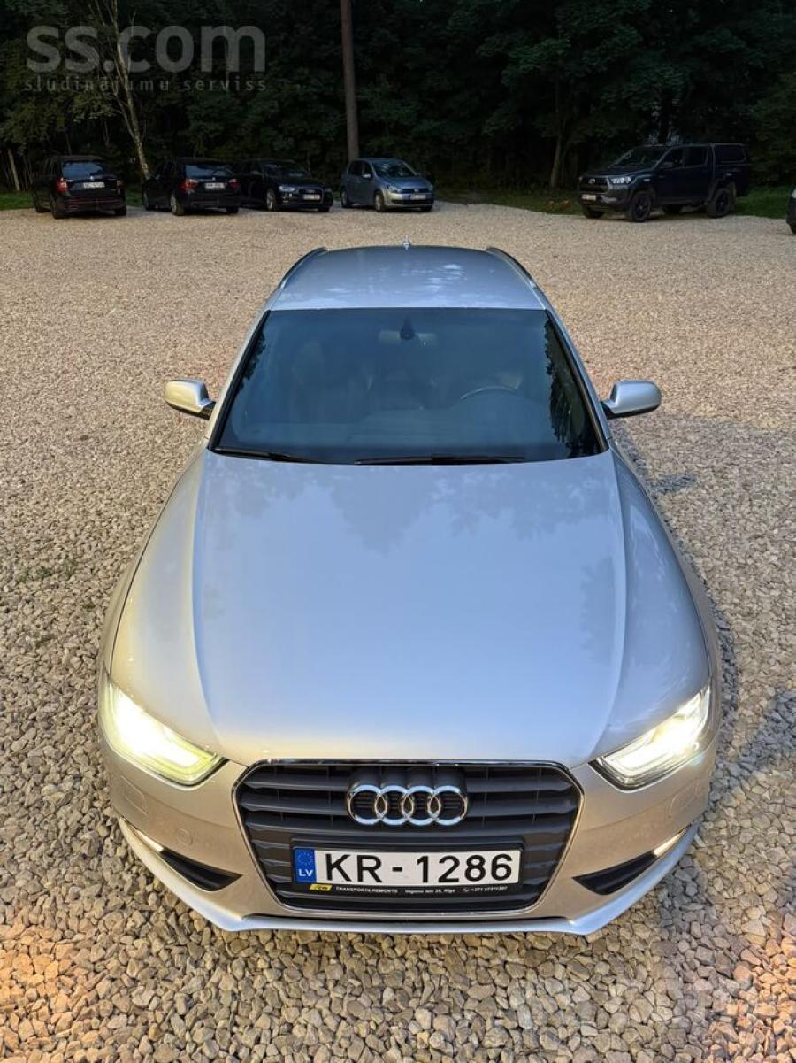 Pelēks Audi A4 2012 Rīga, ar dzinēja tilpumu 2.00 L un nobraukumu 344 tūkst. km par 8000 €, foto 22 vietnē AUTOMOTO.COM.LV