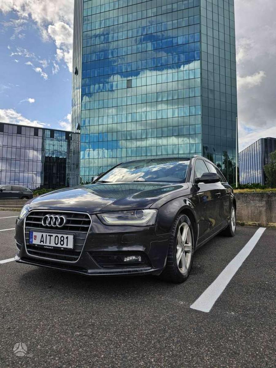 Grey Audi A4 2012 in Vilnius, with an engine capacity of 1.97 L and mileage of 302 thousand km for 6400 €, photo 1 on AUTOMOTO.COM.LV