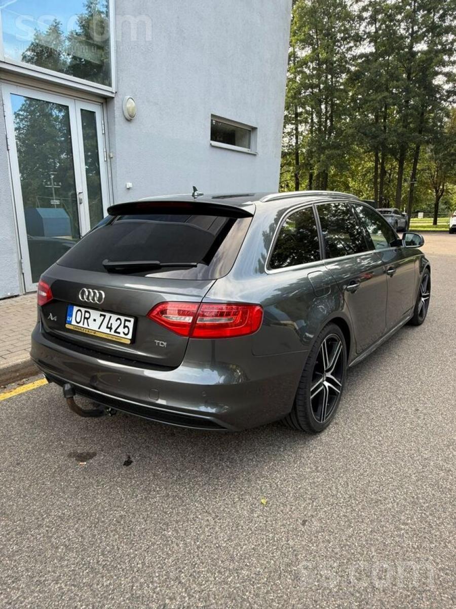 Pelēks Audi A4 2012 Rīga, ar dzinēja tilpumu 2.00 L un nobraukumu 0 tūkst. km par 7500 €, foto 4 vietnē AUTOMOTO.COM.LV