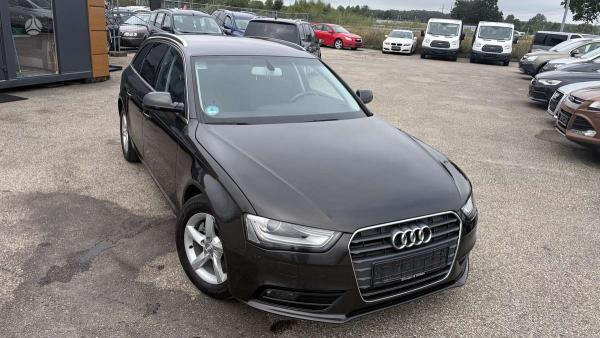 Grey Audi A4 2012 in Marijampole, with an engine capacity of 1.97 L and mileage of 301 thousand km for 6500 €, photo 6 on AUTOMOTO.COM.LV