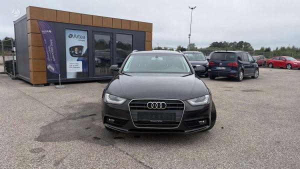 Grey Audi A4 2012 in Marijampole, with an engine capacity of 1.97 L and mileage of 301 thousand km for 6500 €, photo 11 on AUTOMOTO.COM.LV