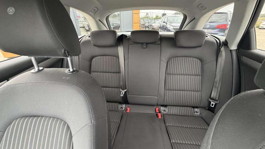 Grey Audi A4 2012 in Marijampole, with an engine capacity of 1.97 L and mileage of 301 thousand km for 6500 €, photo 23 on AUTOMOTO.COM.LV