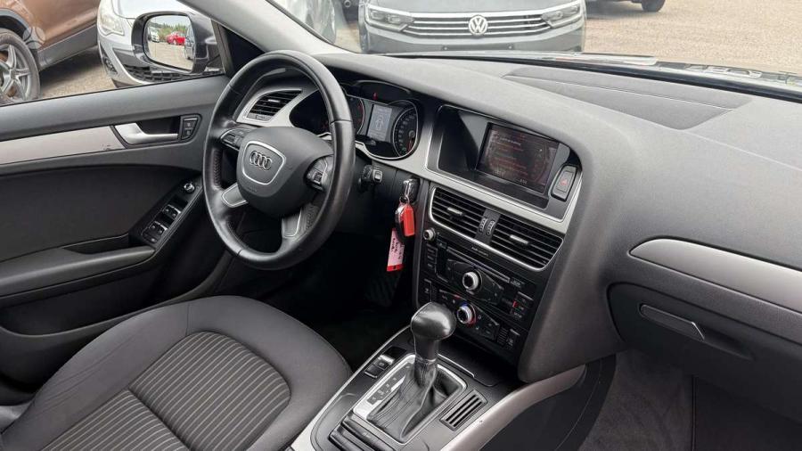Grey Audi A4 2012 in Marijampole, with an engine capacity of 1.97 L and mileage of 301 thousand km for 6500 €, photo 33 on AUTOMOTO.COM.LV