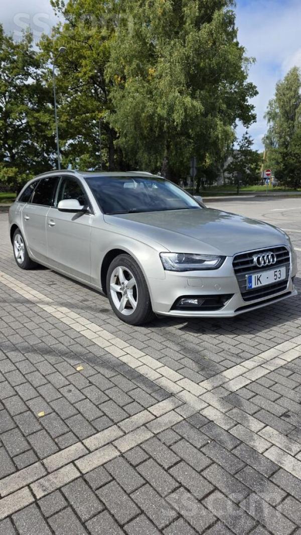 Pelēks Audi A4 2012 Jelgava, ar dzinēja tilpumu 2.00 L un nobraukumu 395 tūkst. km par 7400 €, foto 3 vietnē AUTOMOTO.COM.LV