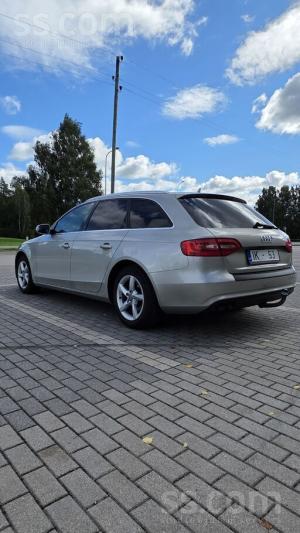 Pelēks Audi A4 2012 Jelgava, ar dzinēja tilpumu 2.00 L un nobraukumu 395 tūkst. km par 7400 €, foto 4 vietnē AUTOMOTO.COM.LV