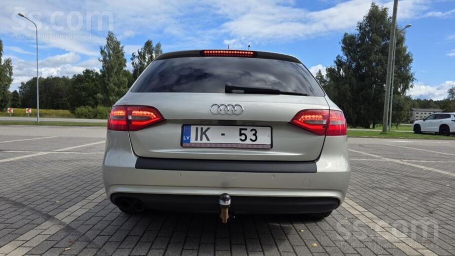 Pelēks Audi A4 2012 Jelgava, ar dzinēja tilpumu 2.00 L un nobraukumu 395 tūkst. km par 7400 €, foto 8 vietnē AUTOMOTO.COM.LV
