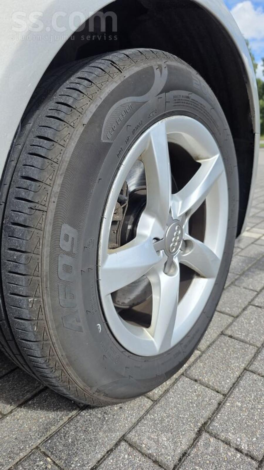 Pelēks Audi A4 2012 Jelgava, ar dzinēja tilpumu 2.00 L un nobraukumu 395 tūkst. km par 7400 €, foto 23 vietnē AUTOMOTO.COM.LV