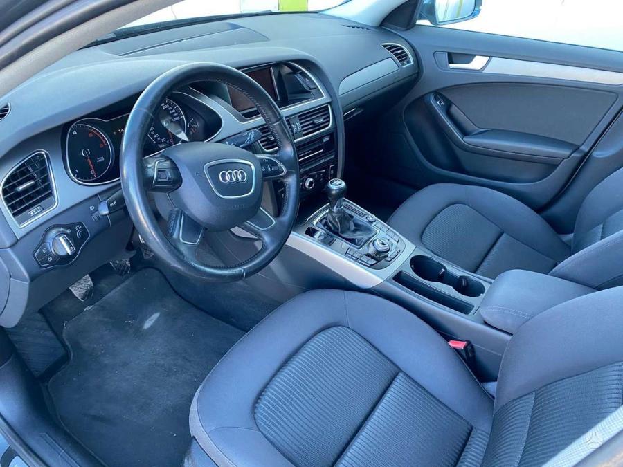 Grey Audi A4 2012 in Raseiniai, with an engine capacity of 1.97 L and mileage of 373 thousand km for 5300 €, photo 10 on AUTOMOTO.COM.LV