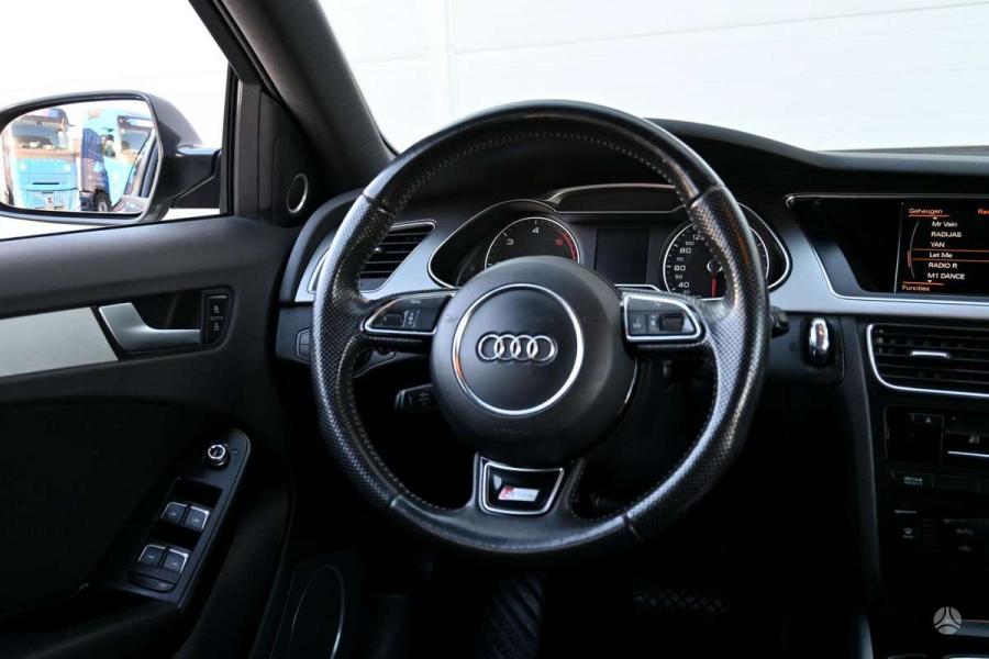 Pelēks Audi A4 2013 Kretinga, ar dzinēja tilpumu 2.97 L un nobraukumu 242 tūkst. km par 11499 €, foto 32 vietnē AUTOMOTO.COM.LV