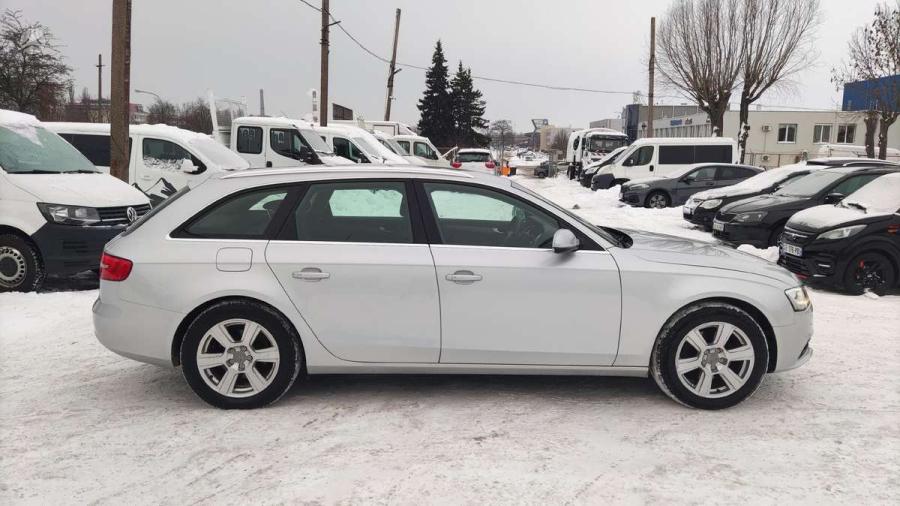 Grey Audi A4 2013 in Klaipeda, with an engine capacity of 1.97 L and mileage of 213 thousand km for 7250 €, photo 9 on AUTOMOTO.COM.LV