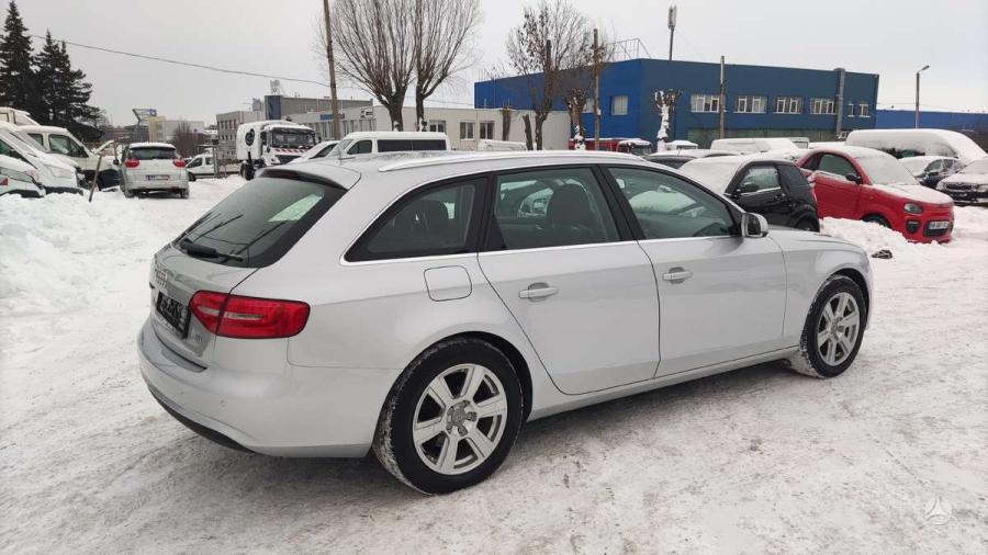 Grey Audi A4 2013 in Klaipeda, with an engine capacity of 1.97 L and mileage of 213 thousand km for 7250 €, photo 10 on AUTOMOTO.COM.LV