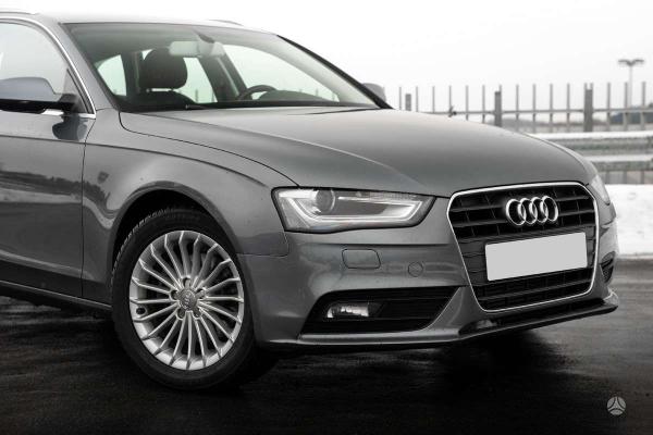 Pelēks Audi A4 2013 Viļņa, ar dzinēja tilpumu 2.00 L un nobraukumu 327 tūkst. km par 6900 €, foto 3 vietnē AUTOMOTO.COM.LV