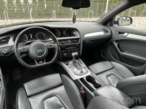 Grey Audi A4 2013 in Riga, with an engine capacity of 3.00 L and mileage of 288 thousand km for 9600 €, photo 19 on AUTOMOTO.COM.LV