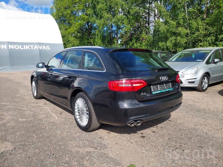 Pelēks Audi A4 2013 Cēsis, ar dzinēja tilpumu 2.00 L un nobraukumu 260 tūkst. km par 8200 €, foto 4 vietnē AUTOMOTO.COM.LV
