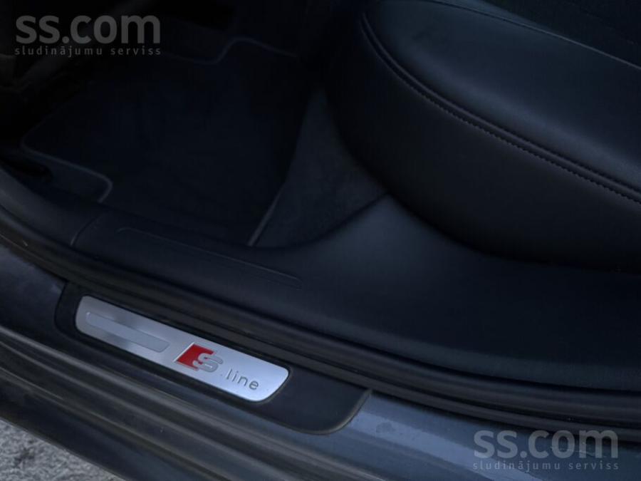 Grey Audi A4 2013 in Riga, with an engine capacity of 2.00 L and mileage of 237 thousand km for 9190 €, photo 19 on AUTOMOTO.COM.LV