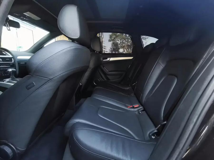 Grey Audi A4 2013 in Riga, with an engine capacity of 2.00 L and mileage of 241 thousand km for 10590 €, photo 16 on AUTOMOTO.COM.LV