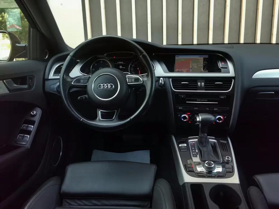 Grey Audi A4 2013 in Riga, with an engine capacity of 2.00 L and mileage of 241 thousand km for 10590 €, photo 19 on AUTOMOTO.COM.LV