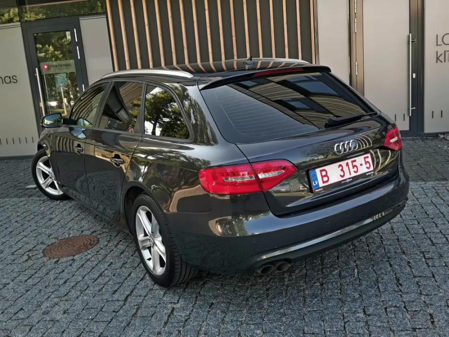 Grey Audi A4 2013 in Riga, with an engine capacity of 2.00 L and mileage of 241 thousand km for 10590 €, photo 6 on AUTOMOTO.COM.LV