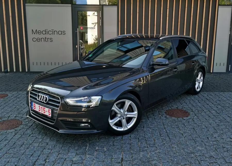 Grey Audi A4 2013 in Riga, with an engine capacity of 2.00 L and mileage of 241 thousand km for 10590 €, photo 14 on AUTOMOTO.COM.LV