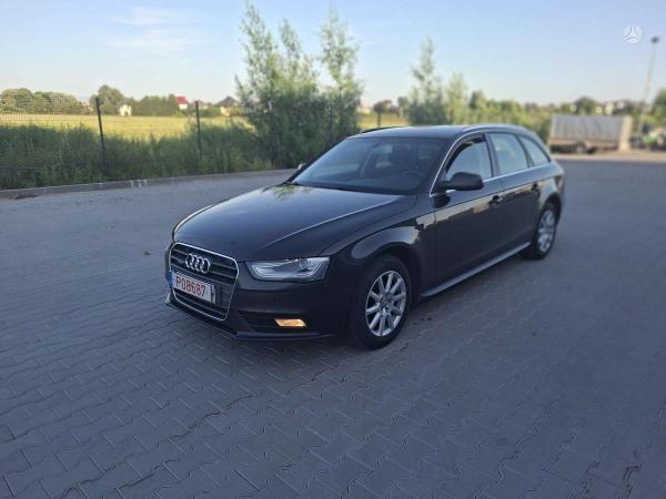 Pelēks Audi A4 2013 Kauņa, ar dzinēja tilpumu 1.97 L un nobraukumu 325 tūkst. km par 6450 €, foto 3 vietnē AUTOMOTO.COM.LV