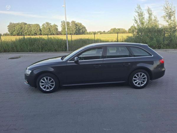 Pelēks Audi A4 2013 Kauņa, ar dzinēja tilpumu 1.97 L un nobraukumu 325 tūkst. km par 6450 €, foto 4 vietnē AUTOMOTO.COM.LV