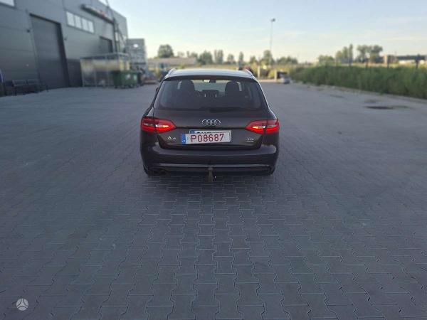 Pelēks Audi A4 2013 Kauņa, ar dzinēja tilpumu 1.97 L un nobraukumu 325 tūkst. km par 6450 €, foto 8 vietnē AUTOMOTO.COM.LV