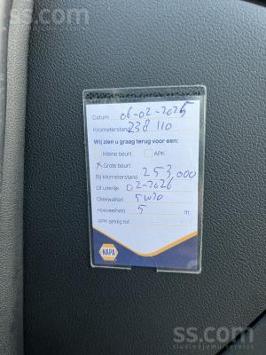 Grey Audi A4 2013 in Riga, with an engine capacity of 2.00 L and mileage of 262 thousand km for 8000 €, photo 16 on AUTOMOTO.COM.LV