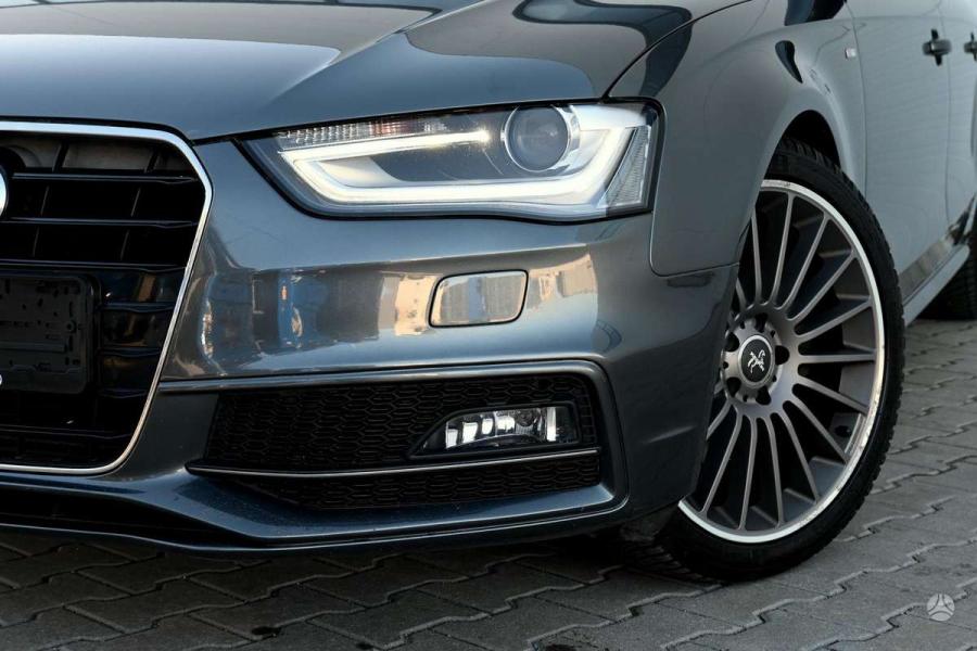 Grey Audi A4 2013 in Kretinga, with an engine capacity of 2.97 L and mileage of 242 thousand km for 9999 €, photo 6 on AUTOMOTO.COM.LV
