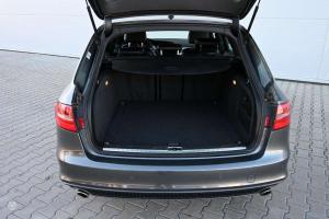 Grey Audi A4 2013 in Kretinga, with an engine capacity of 2.97 L and mileage of 242 thousand km for 9999 €, photo 12 on AUTOMOTO.COM.LV