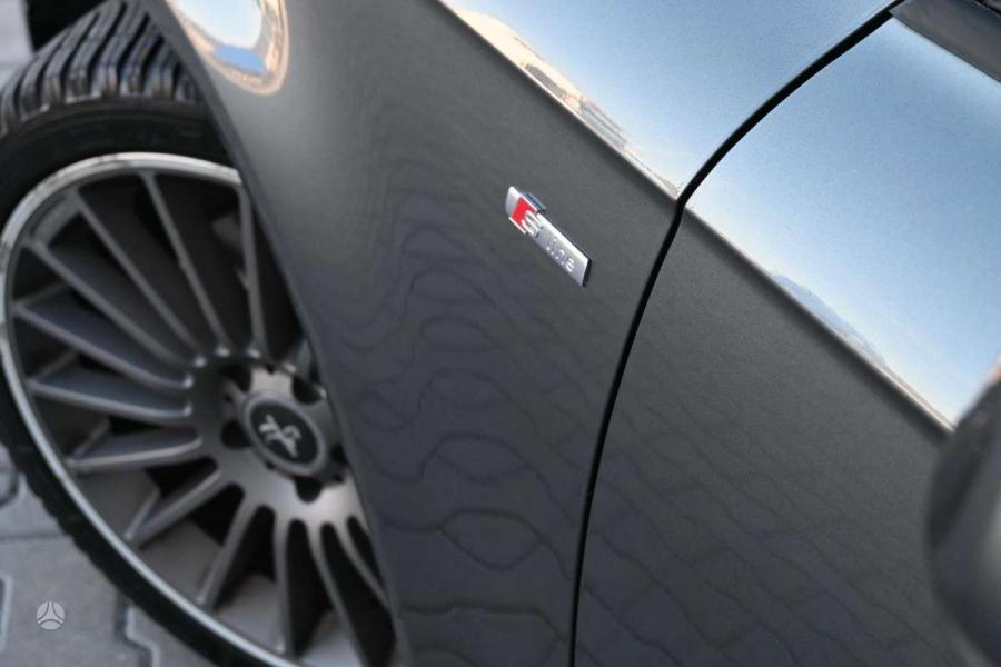 Grey Audi A4 2013 in Kretinga, with an engine capacity of 2.97 L and mileage of 242 thousand km for 9999 €, photo 13 on AUTOMOTO.COM.LV