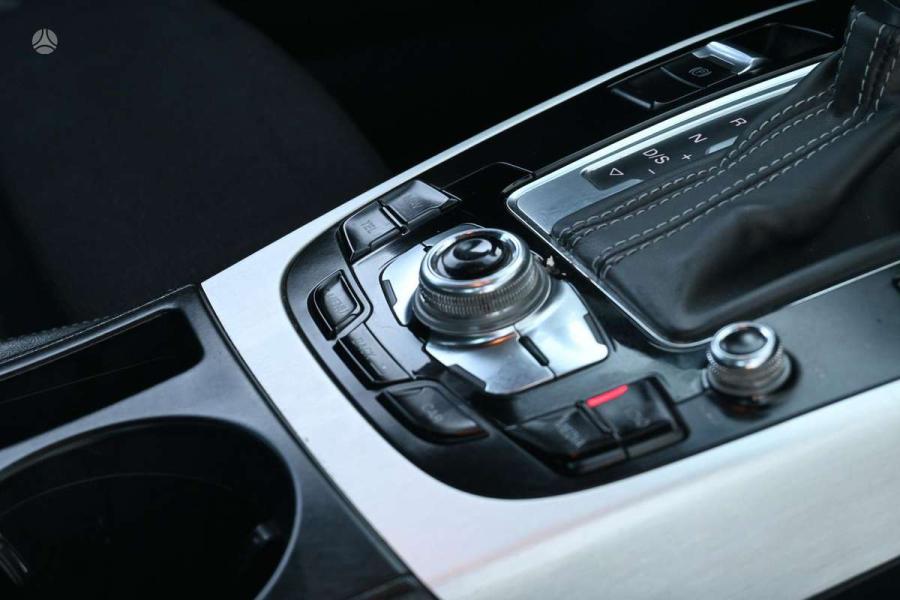 Grey Audi A4 2013 in Kretinga, with an engine capacity of 2.97 L and mileage of 242 thousand km for 9999 €, photo 29 on AUTOMOTO.COM.LV