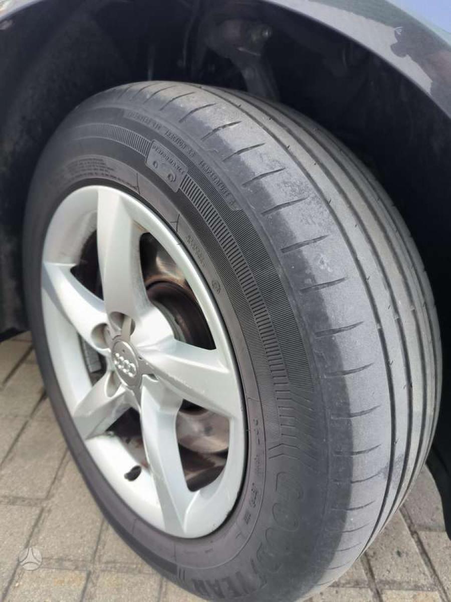 Grey Audi A4 2013 in Taurage, with an engine capacity of 1.97 L and mileage of 309 thousand km for 6200 €, photo 25 on AUTOMOTO.COM.LV