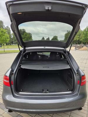 Grey Audi A4 2013 in Kaunas, with an engine capacity of 2.97 L and mileage of 325 thousand km for 8200 €, photo 10 on AUTOMOTO.COM.LV