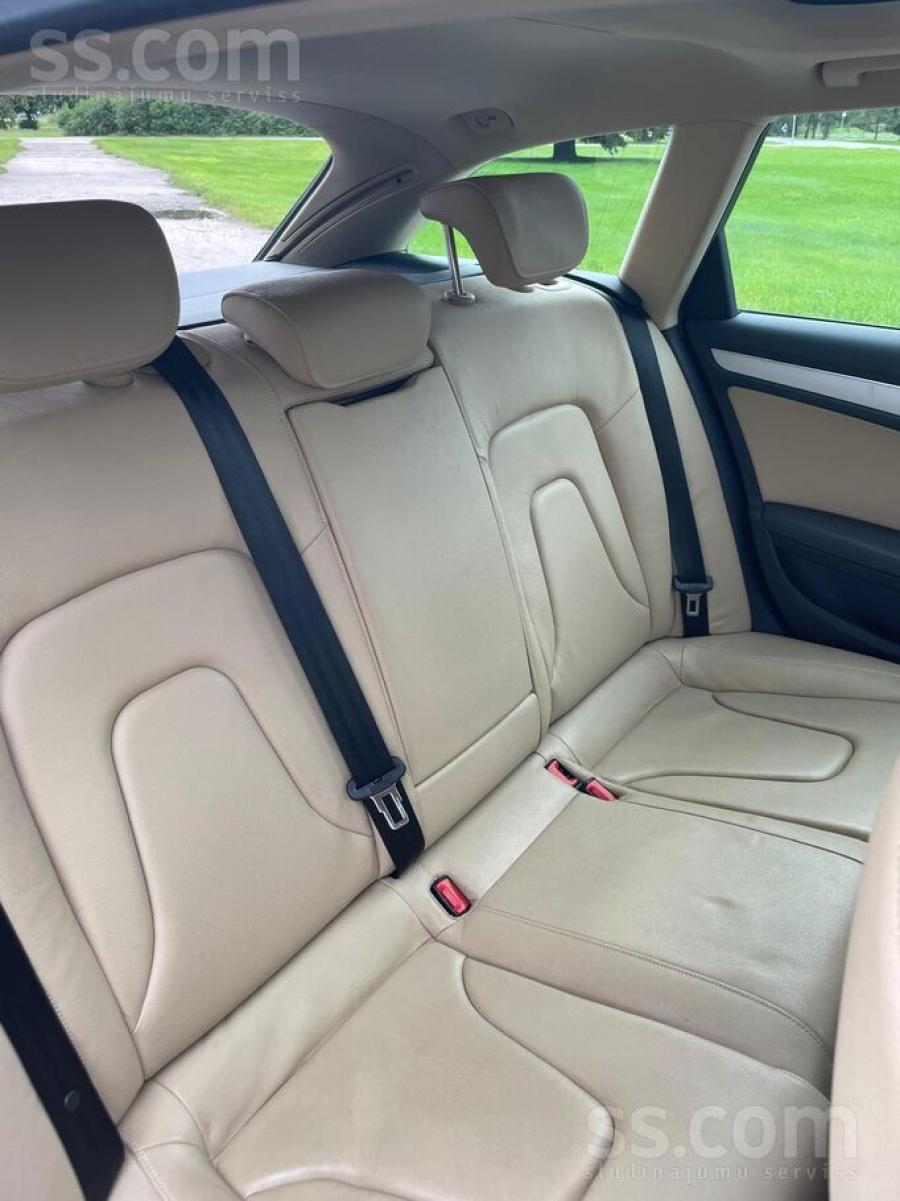 Pelēks Audi A4 2013 Liepāja, ar dzinēja tilpumu 2.00 L un nobraukumu 266 tūkst. km par 7990 €, foto 4 vietnē AUTOMOTO.COM.LV