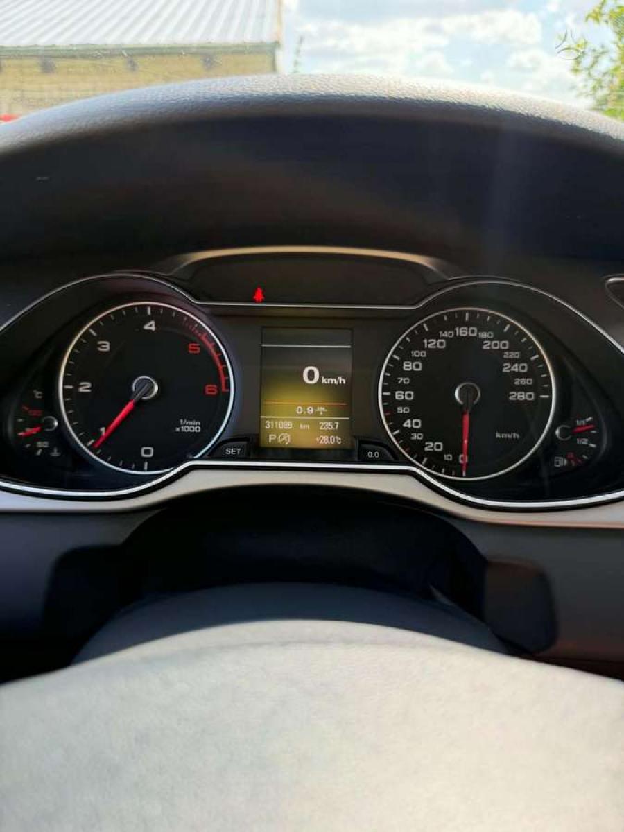 Pelēks Audi A4 2013 Jonava, ar dzinēja tilpumu 1.97 L un nobraukumu 311 tūkst. km par 7200 €, foto 20 vietnē AUTOMOTO.COM.LV
