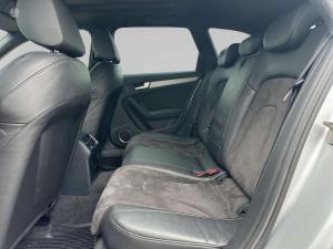 Grey Audi A4 2013 in Kaunas, with an engine capacity of 3.00 L and mileage of 315 thousand km for 8290 €, photo 13 on AUTOMOTO.COM.LV