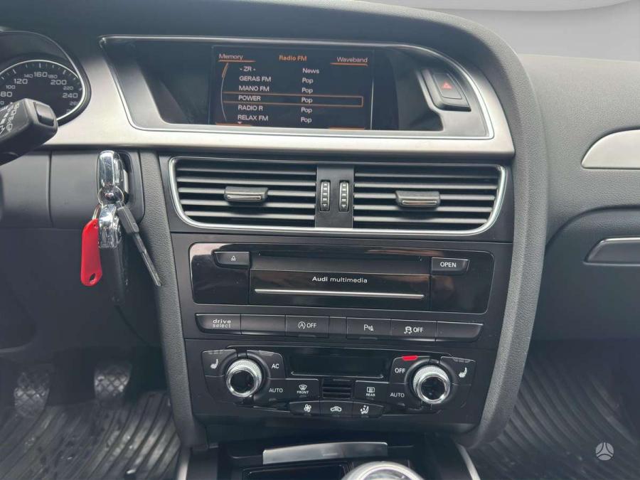 Grey Audi A4 2013 in Kaunas, with an engine capacity of 3.00 L and mileage of 315 thousand km for 8290 €, photo 16 on AUTOMOTO.COM.LV