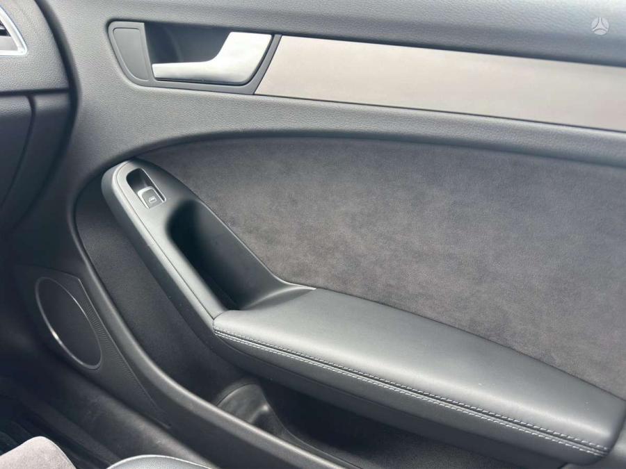 Grey Audi A4 2013 in Kaunas, with an engine capacity of 3.00 L and mileage of 315 thousand km for 8290 €, photo 17 on AUTOMOTO.COM.LV